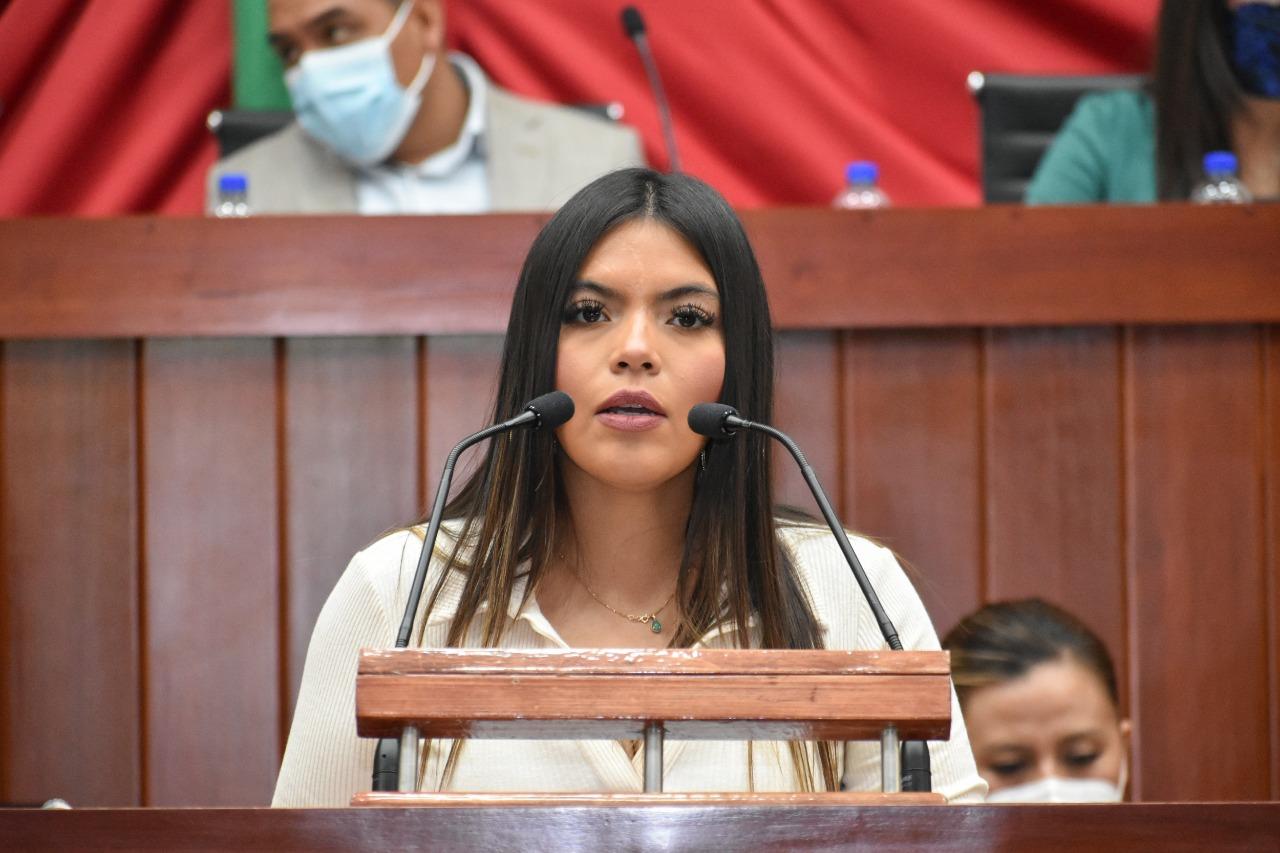 LORENA RUIZ PIDE VOTO DE CONFIANZA... | El Acontecer de Hoy